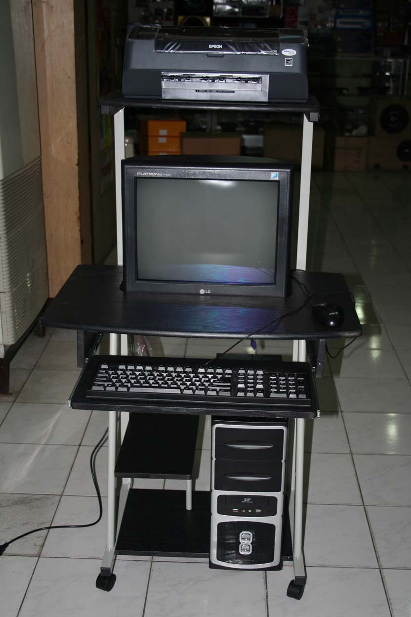 Desktop computer with AMD A4020 3.4Ghz processor - Cebu Appliance Center